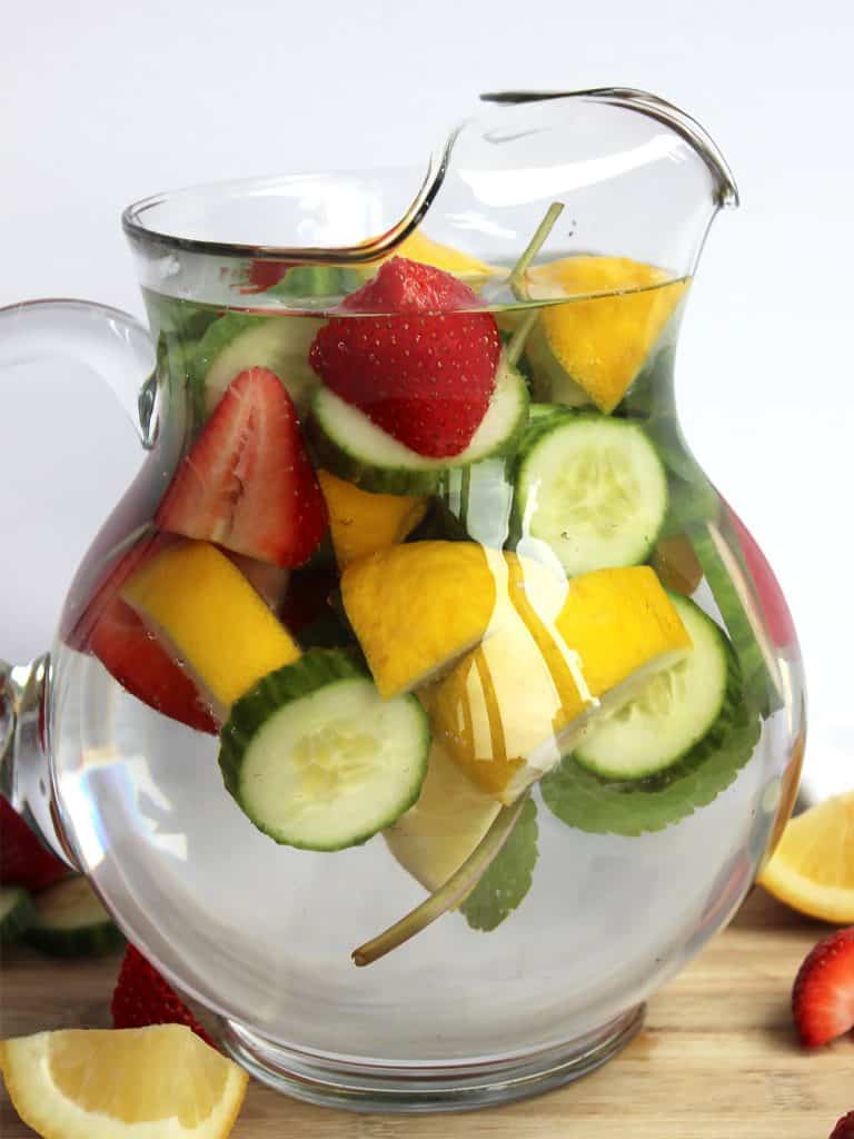 Lemon, Mint, Cucumber and Strawberry Infused Water - Slow The Cook Down