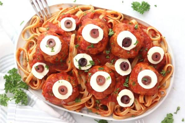 Creepy Pasta Recipe (Halloween Spaghetti and Meatball Eyeballs) - Slow ...