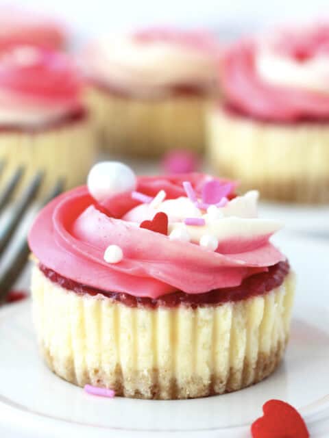 Baked Mini Cheesecakes with Cream Cheese Frosting (Valentine's Day ...